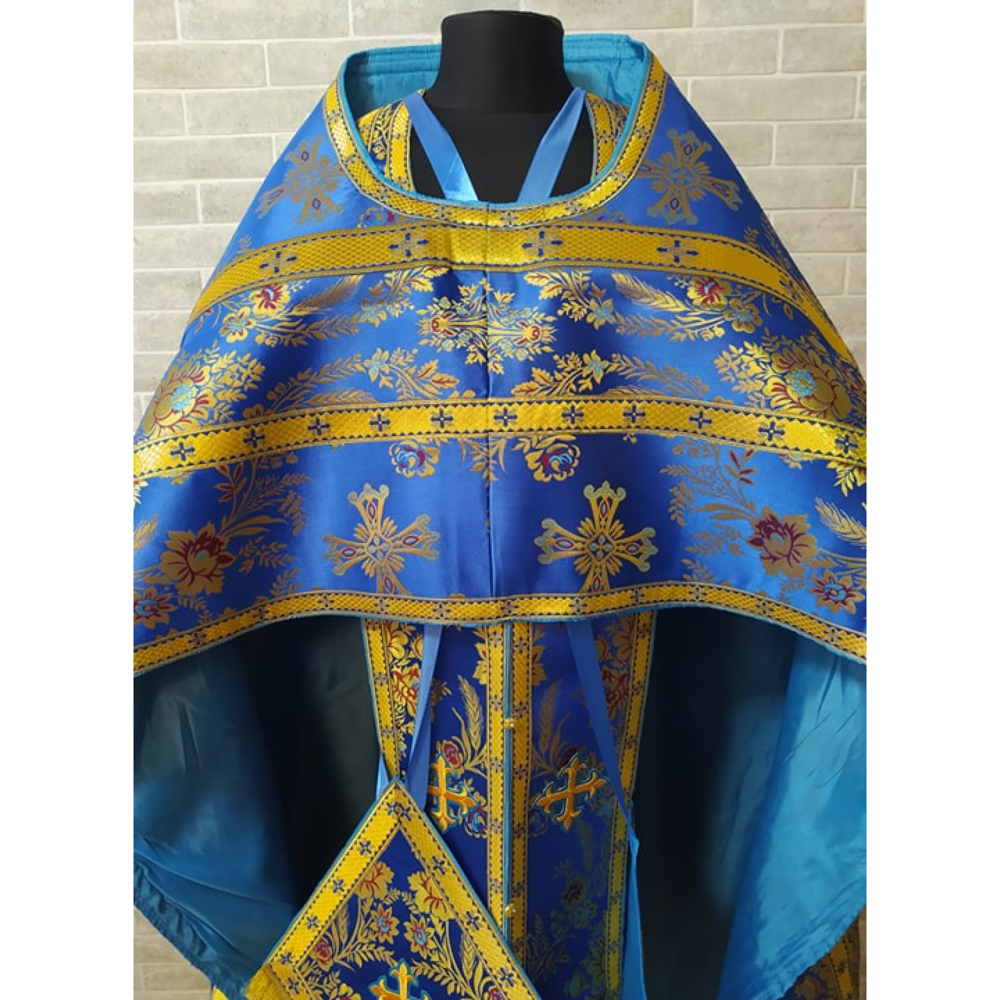 Slavic style vestments in brocade - Priest vestments - Clothes for ...