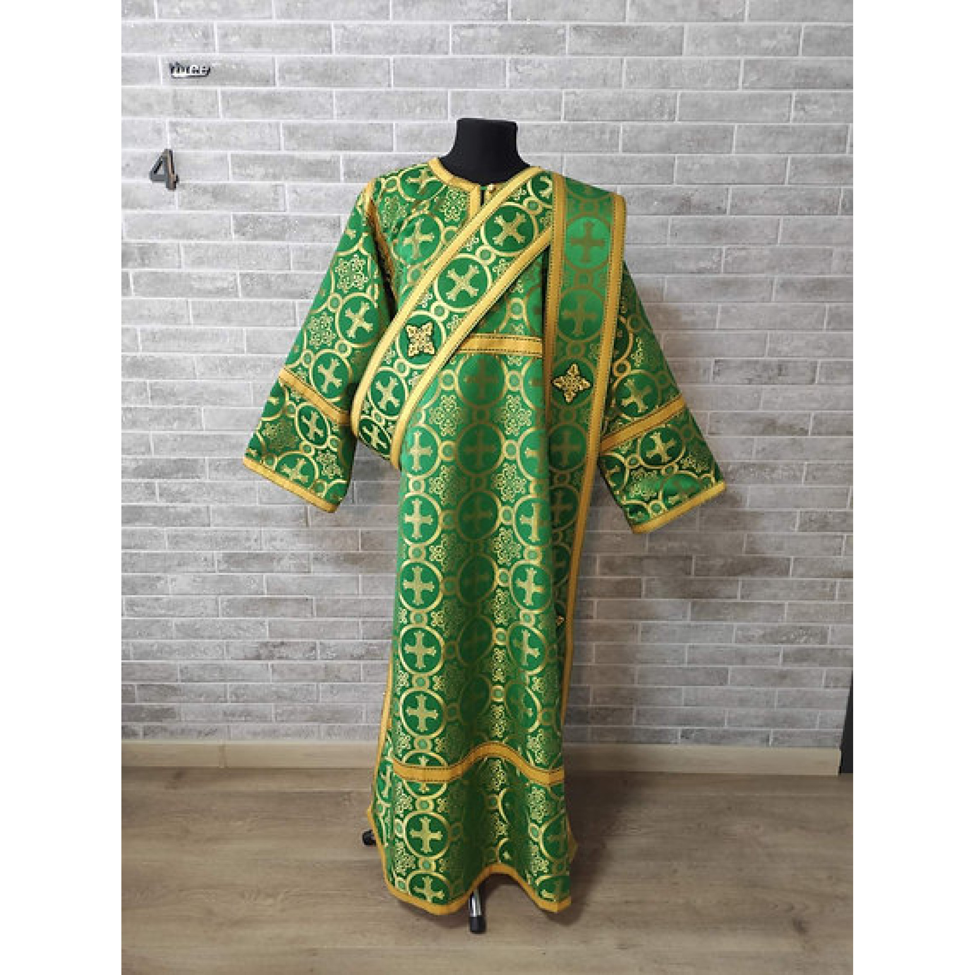 Brocade vestment for deacon - Stichar and orar in yellow-gold silk brocade
