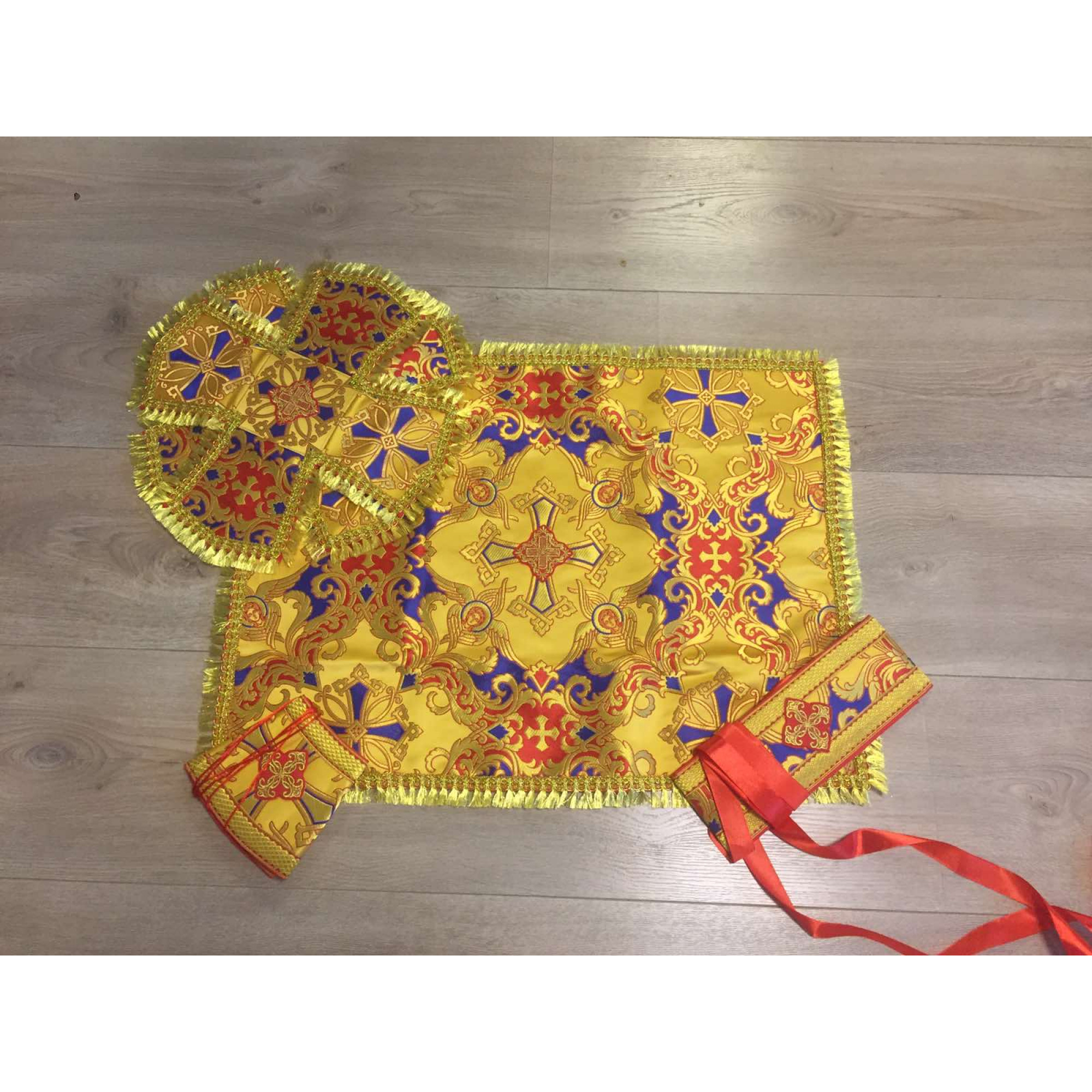 Slavic style vestments in brocade - Priest vestments - Clothes for ...