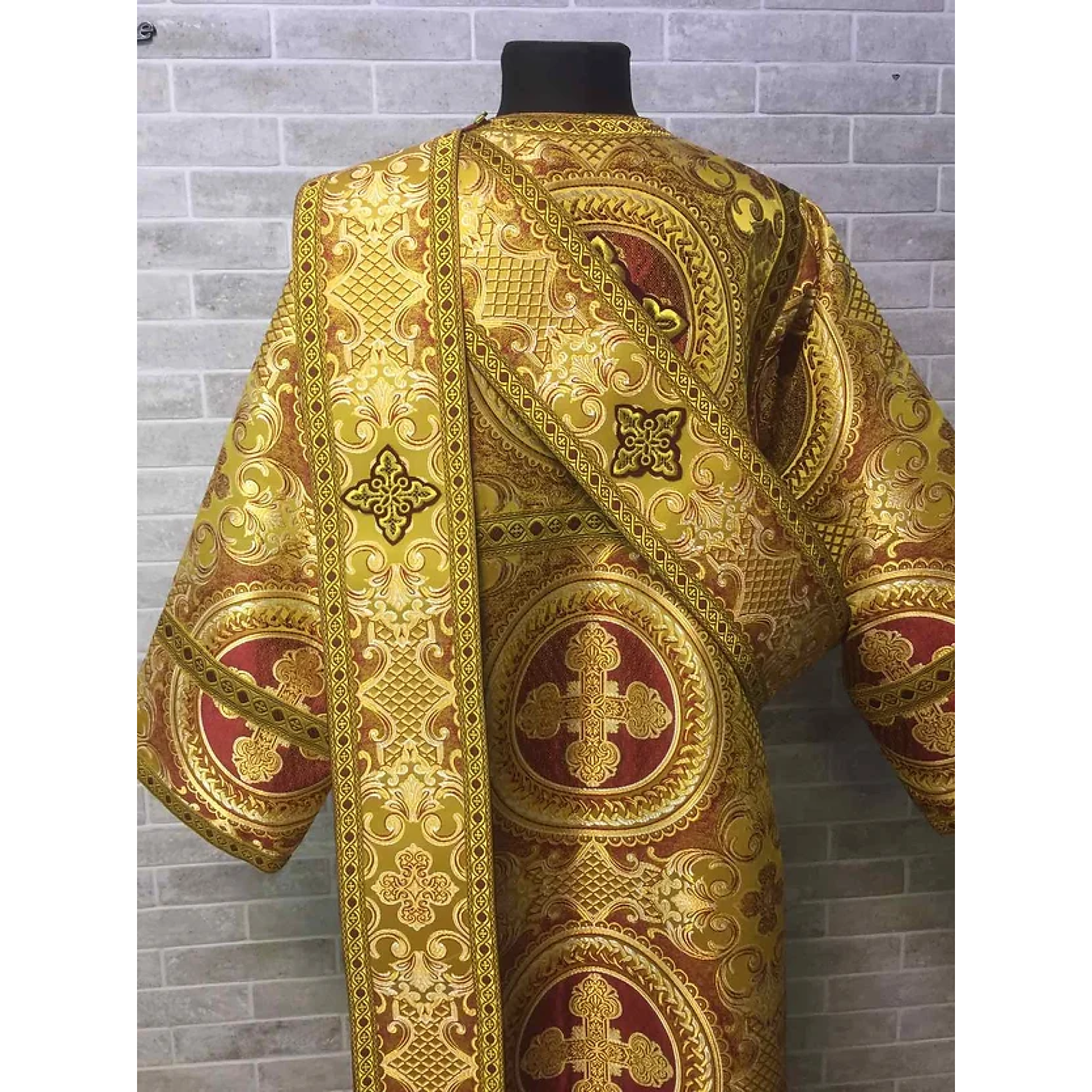 Brocade vestment for deacon - Stichar and orar in yellow-gold silk brocade