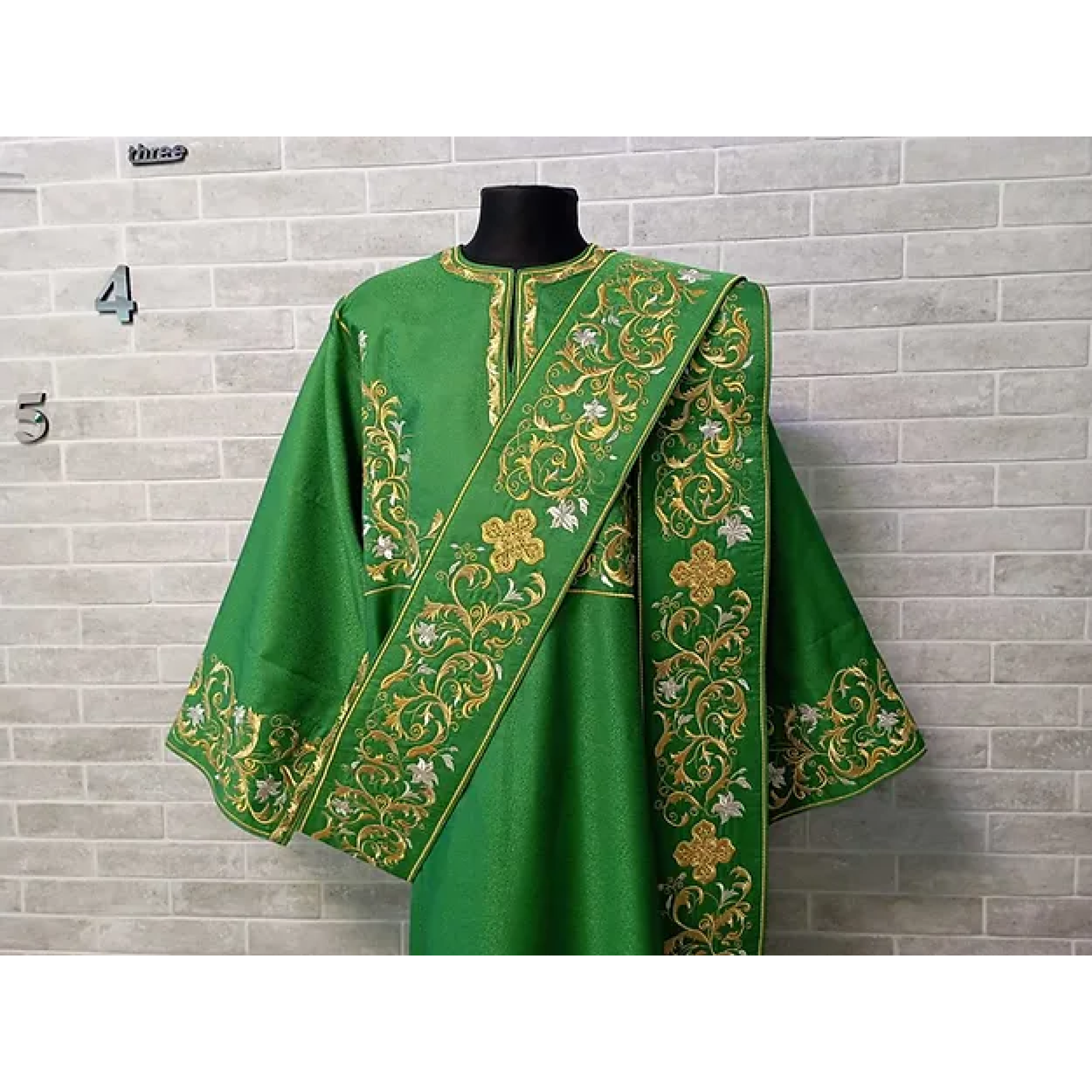 Brocade vestment for deacon - Stichar and orar in yellow-gold silk brocade