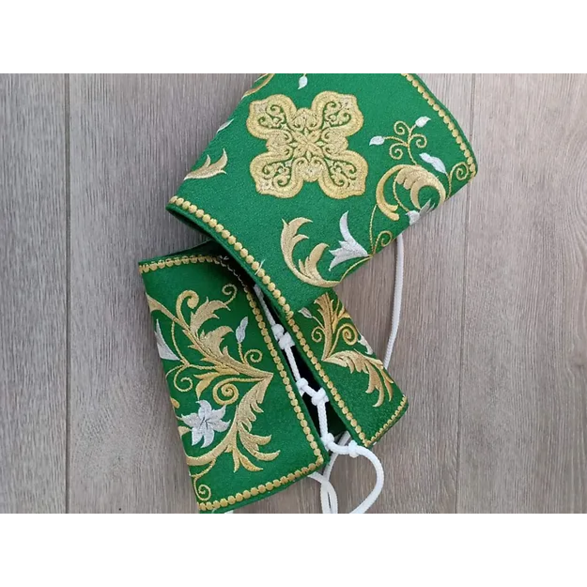 Brocade vestment for deacon - Stichar and orar in yellow-gold silk brocade