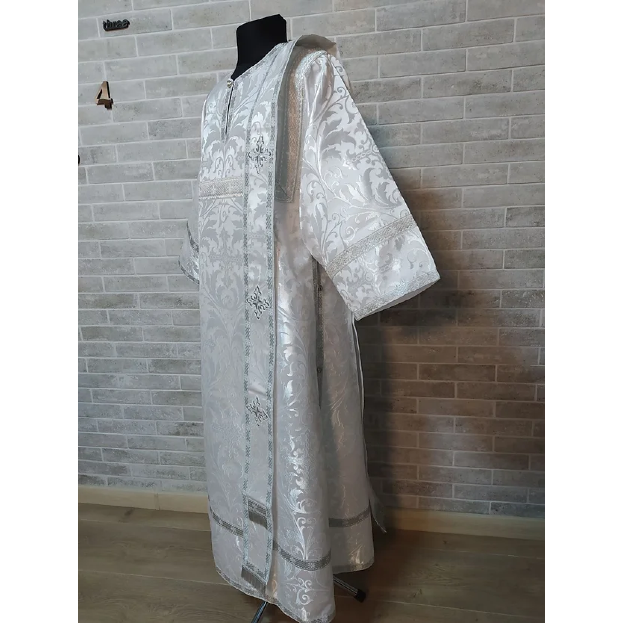 Brocade vestment for deacon - Stichar and orar in yellow-gold silk brocade