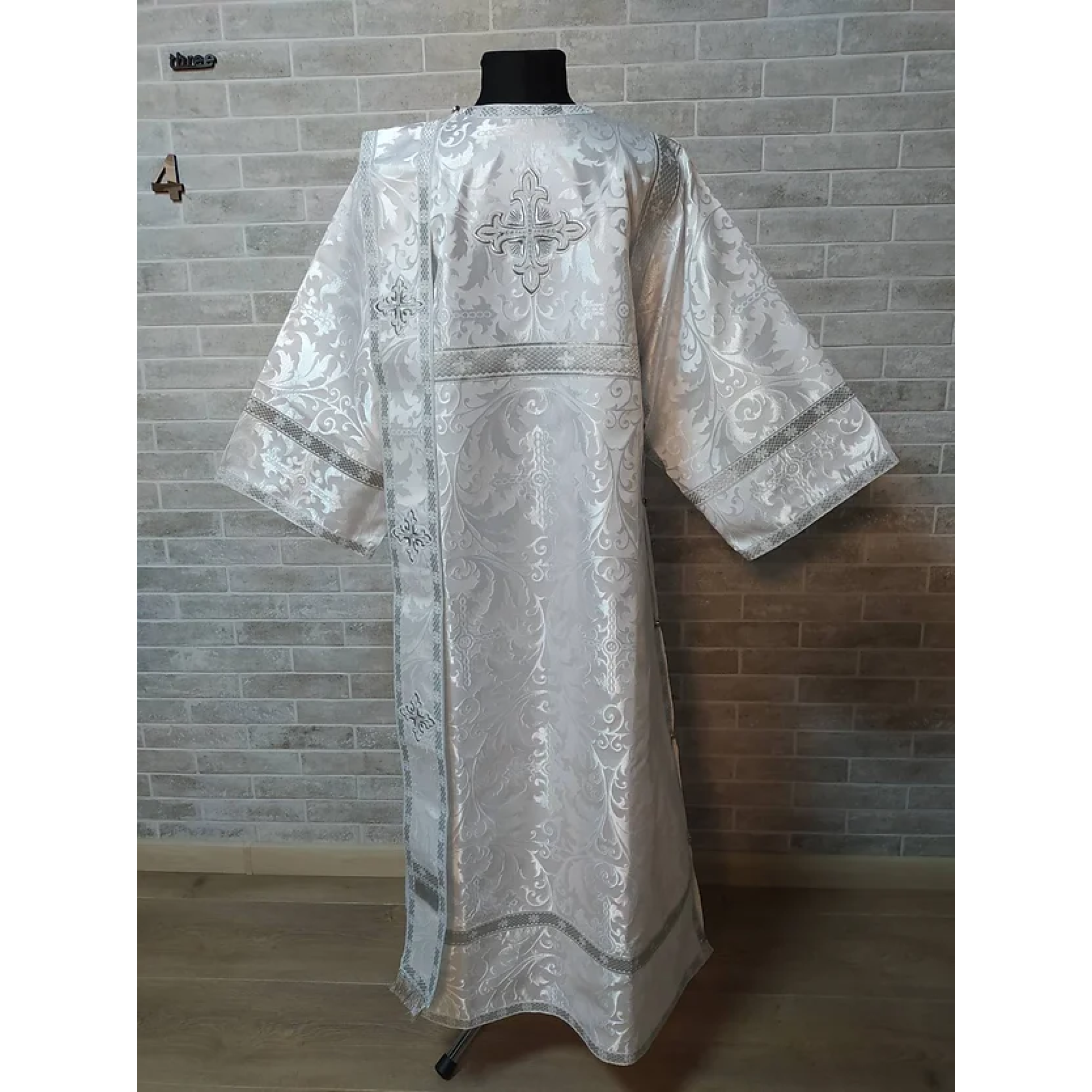 Brocade vestment for deacon - Stichar and orar in yellow-gold silk brocade