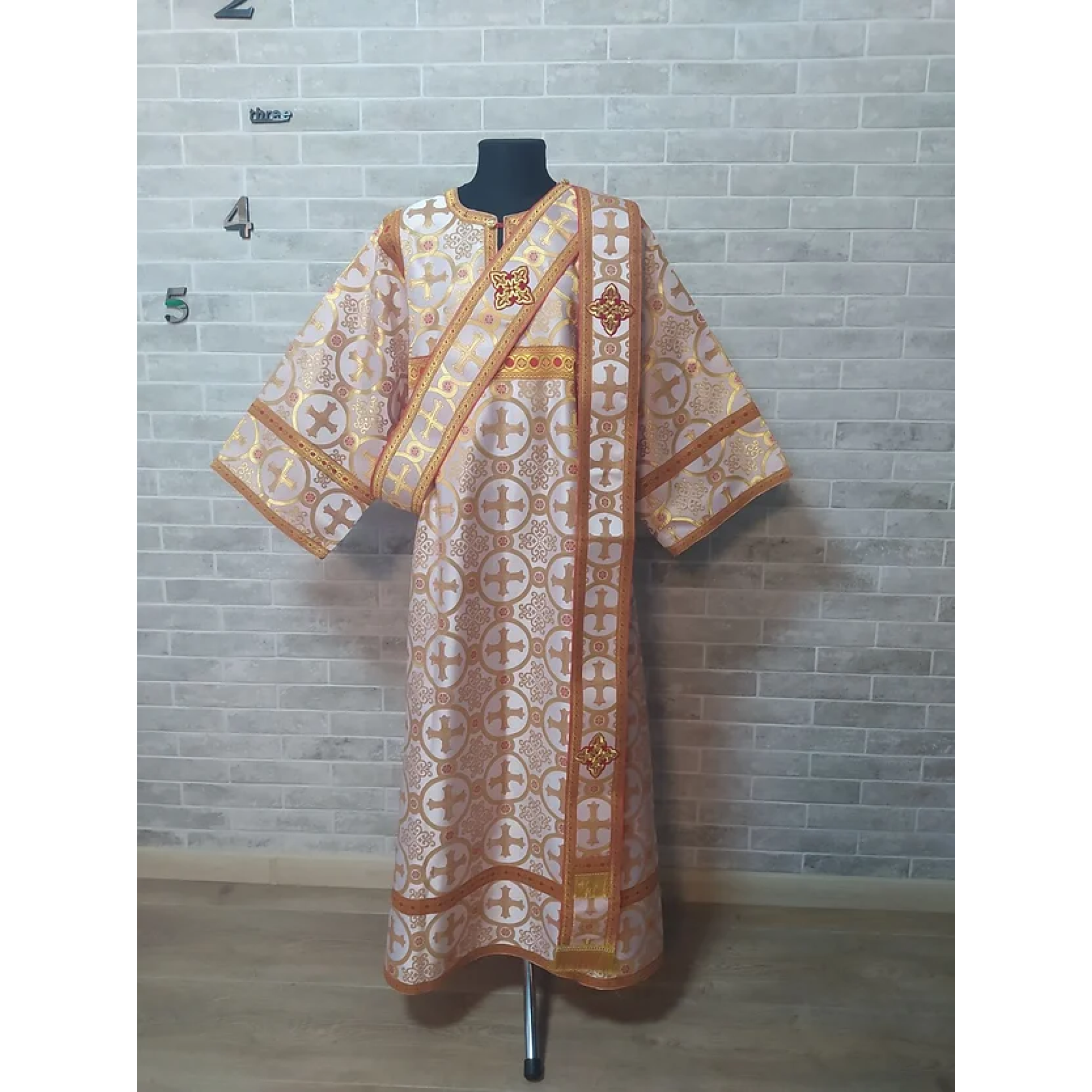 Brocade vestment for deacon - Stichar and orar in yellow-gold silk brocade