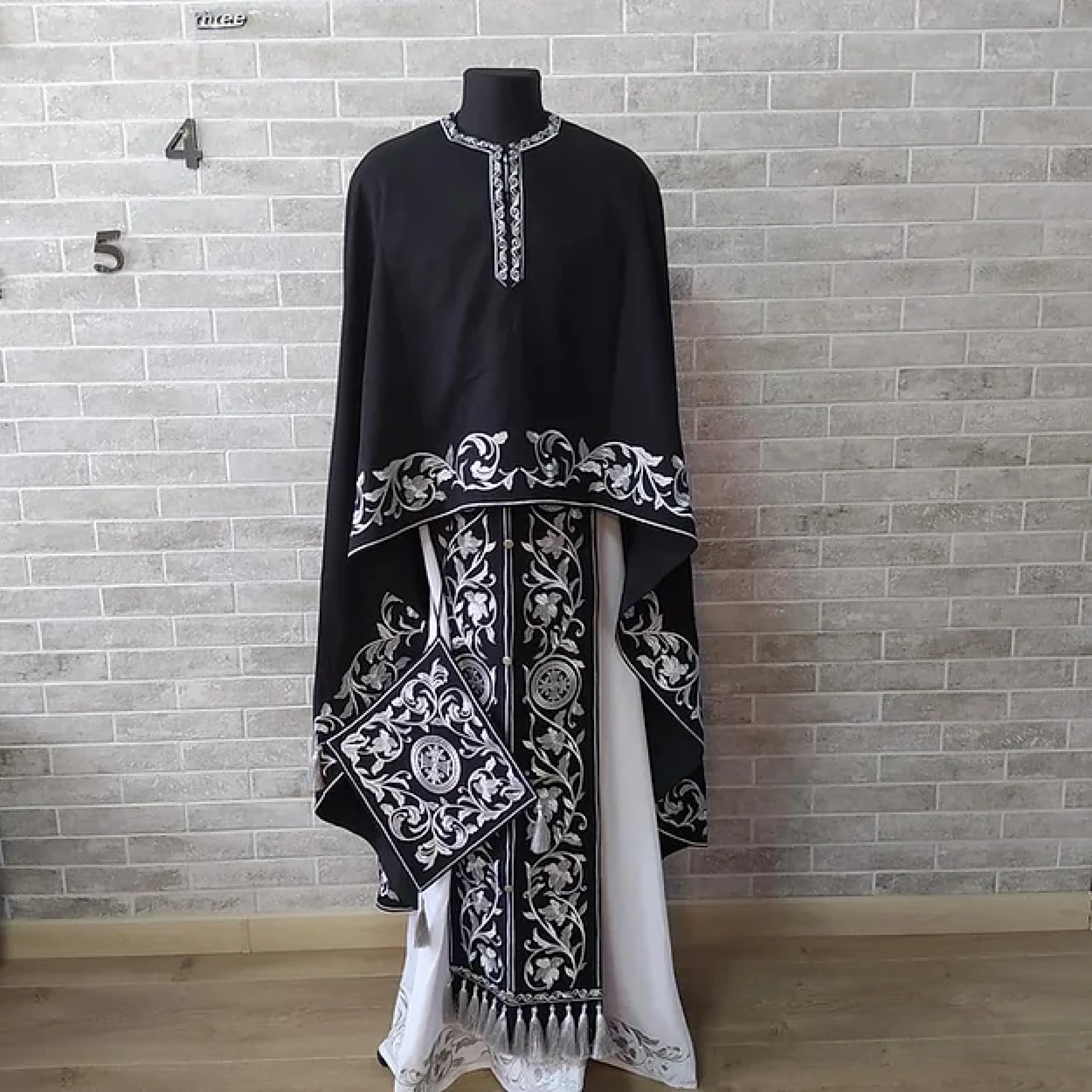 Greek style priest vestment in brocade - Liturgical vestment for priest