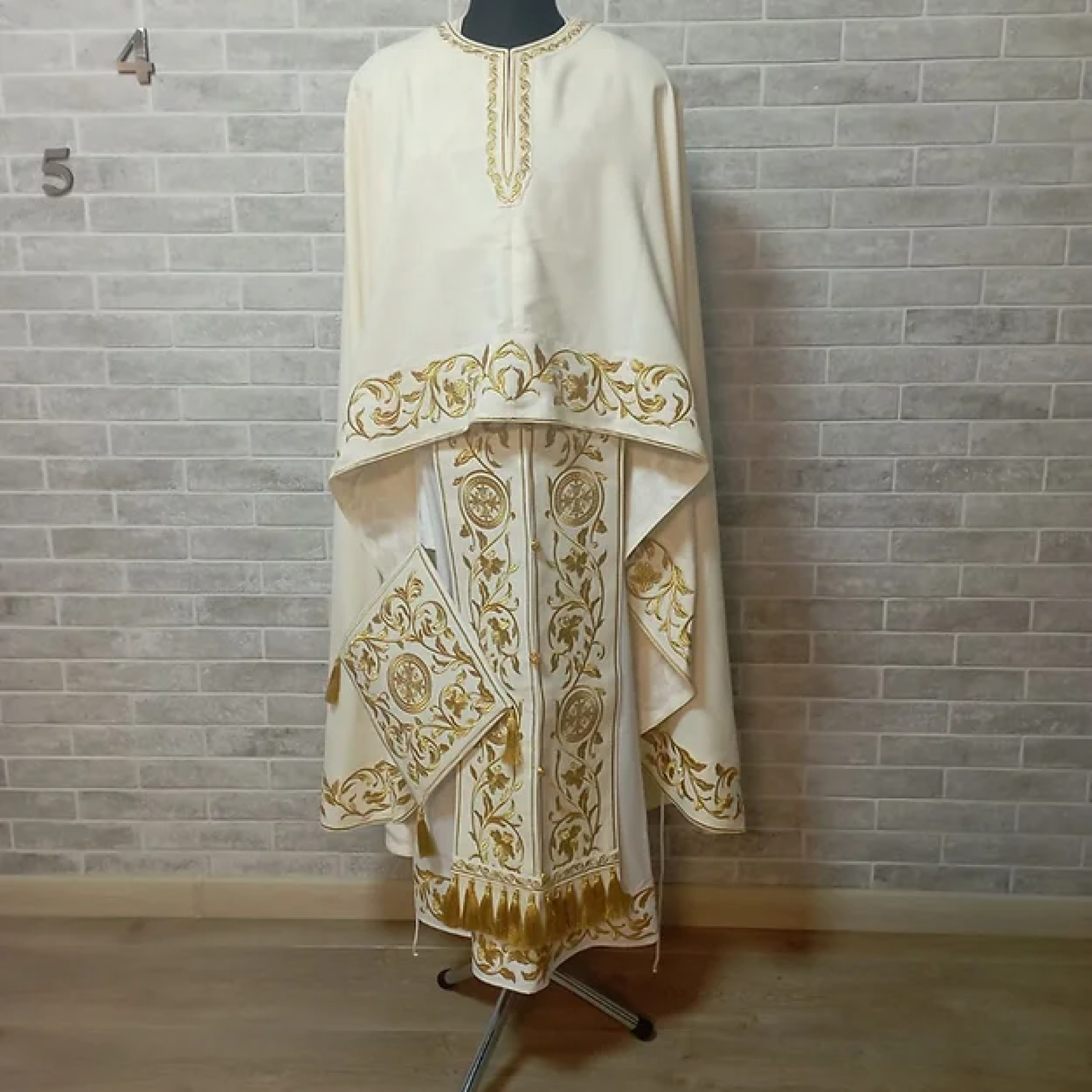 Greek style priest vestment in brocade - Liturgical vestment for priest