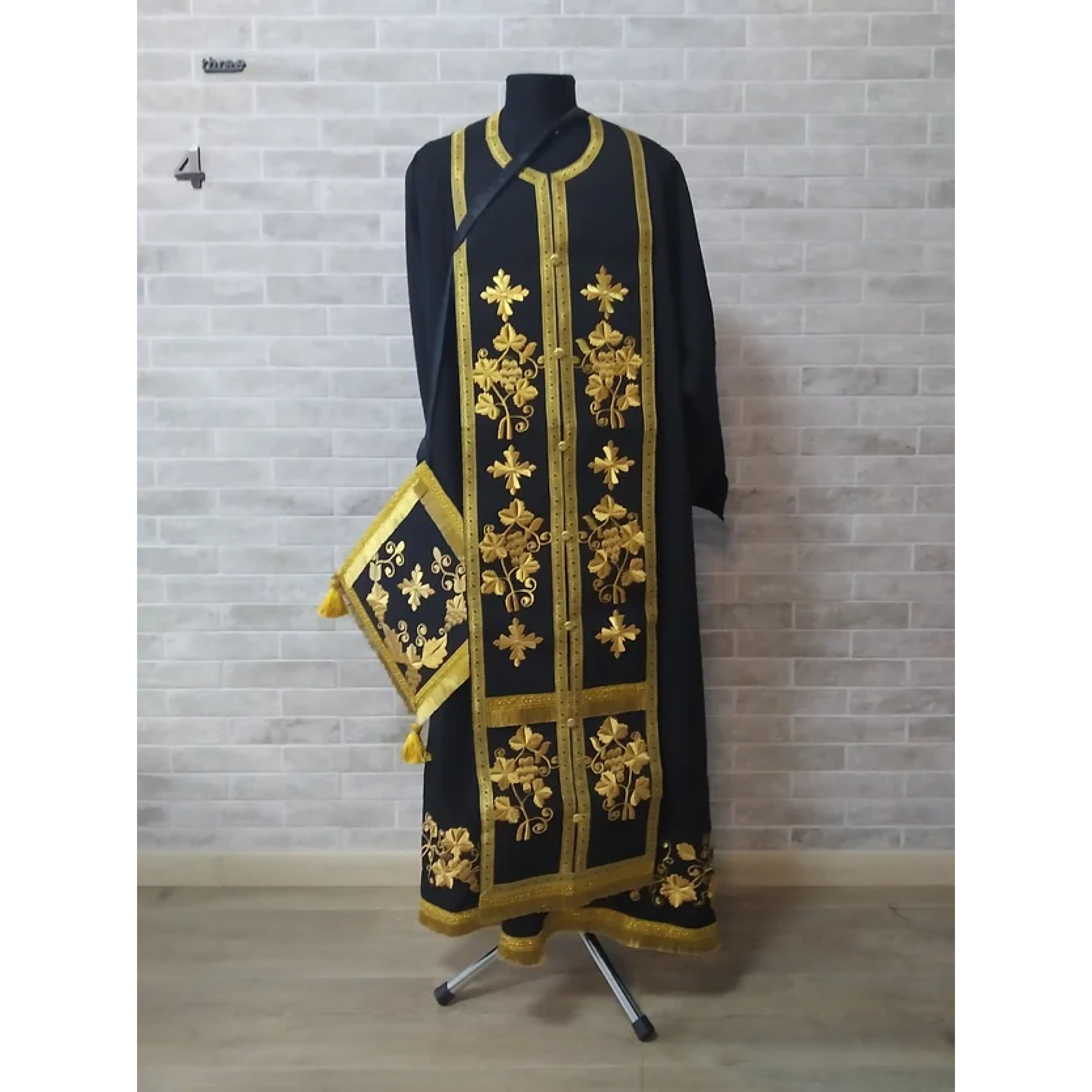 Greek style priest vestment in brocade - Liturgical vestment for priest
