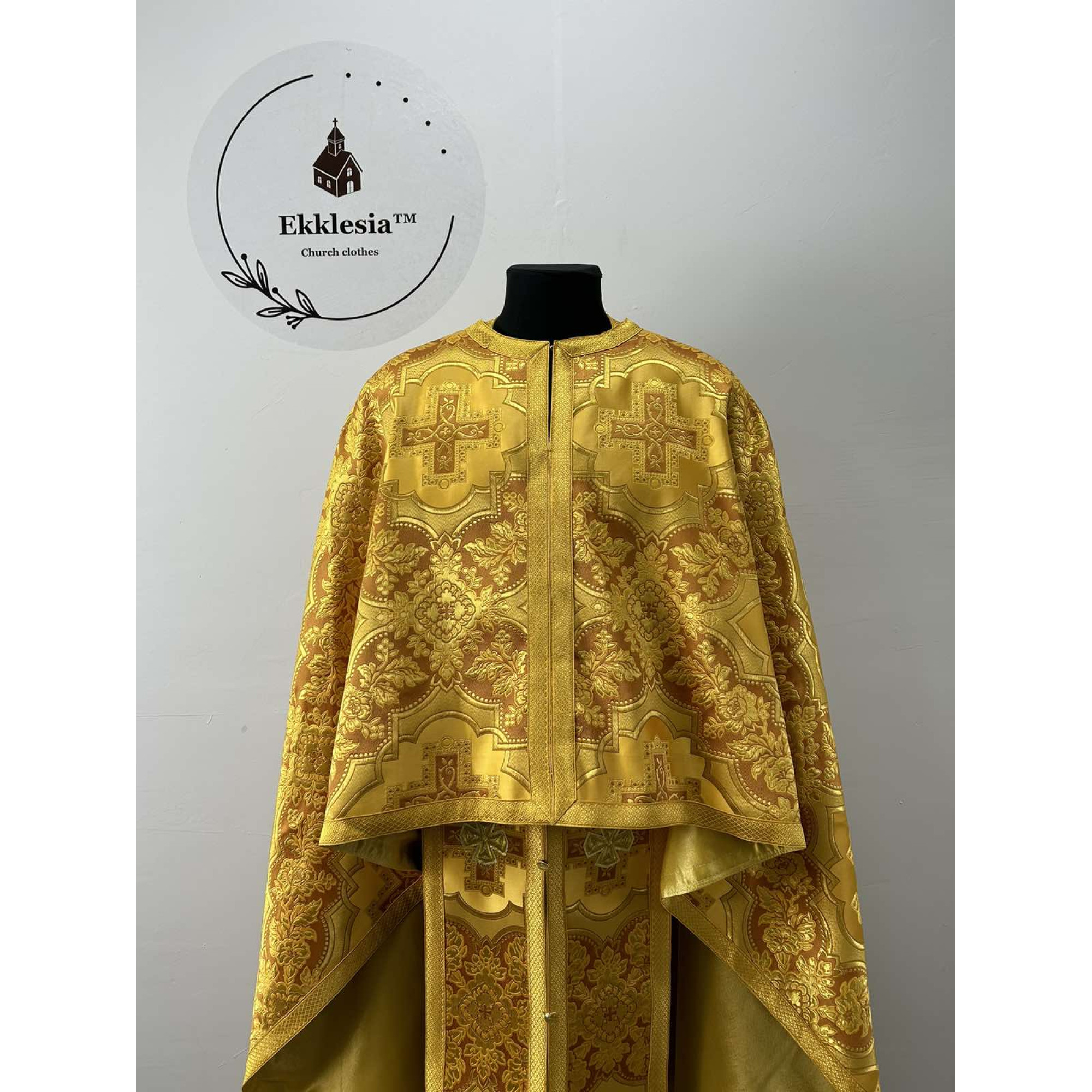 VGold priest vestment - Liturgical vestment on brocade - Church garment