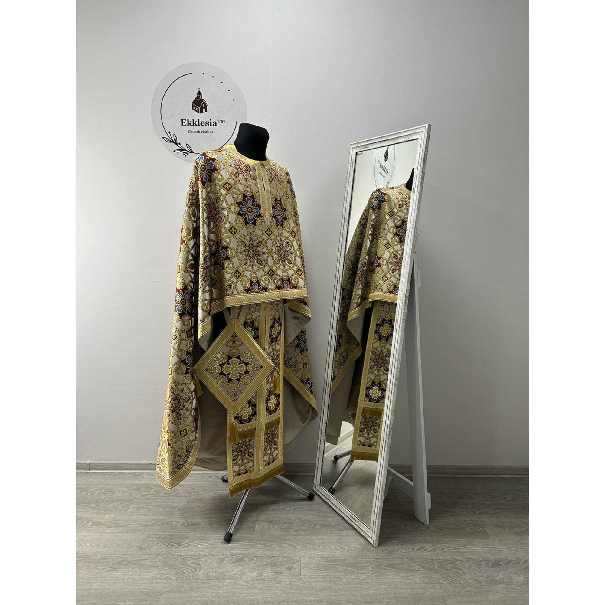 Priest's vestment on gold brocade - Orthodox vestment set - Greek style ...