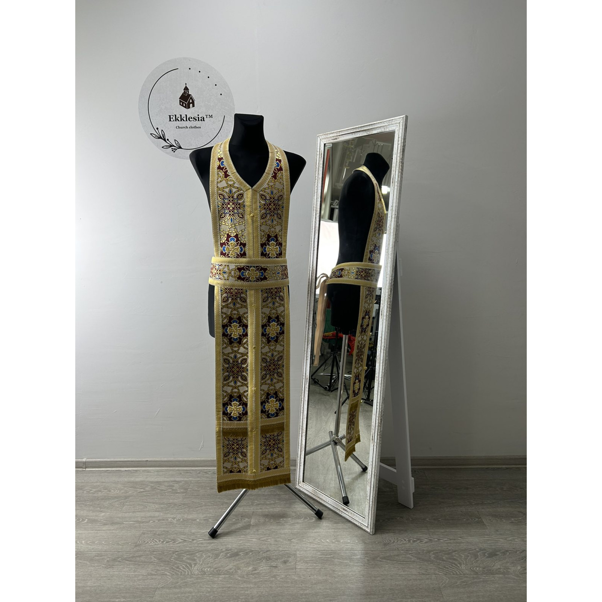 Priest's vestment on gold brocade - Orthodox vestment set - Greek style ...