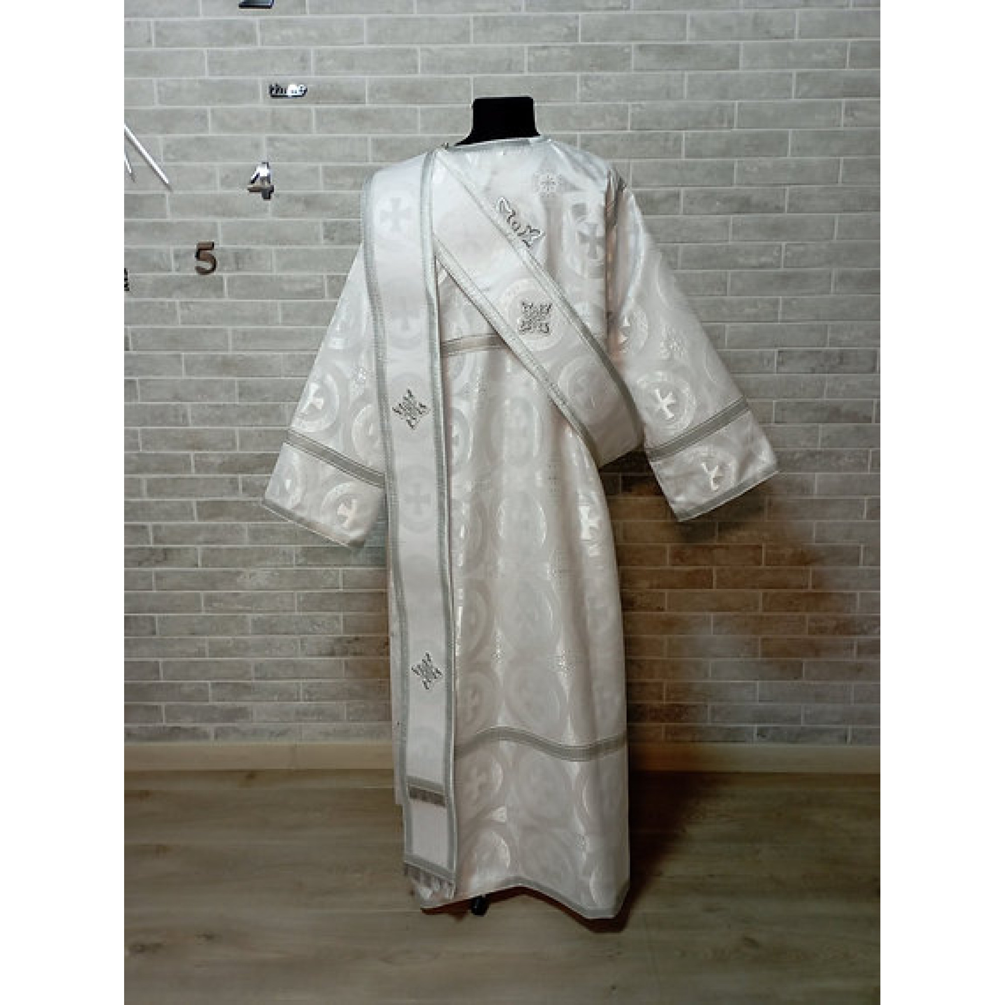 Brocade vestment for deacon - Stichar and orar in yellow-gold silk brocade