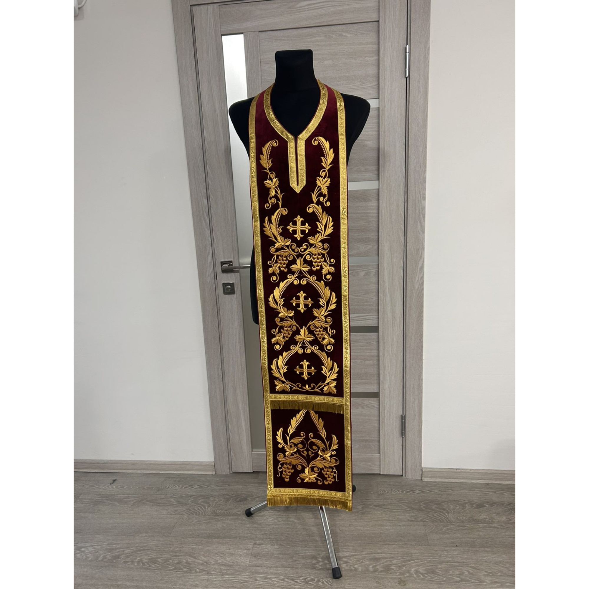 Greek vestment with solid epitrachyl - Priest robe - Orthodox vestments ...