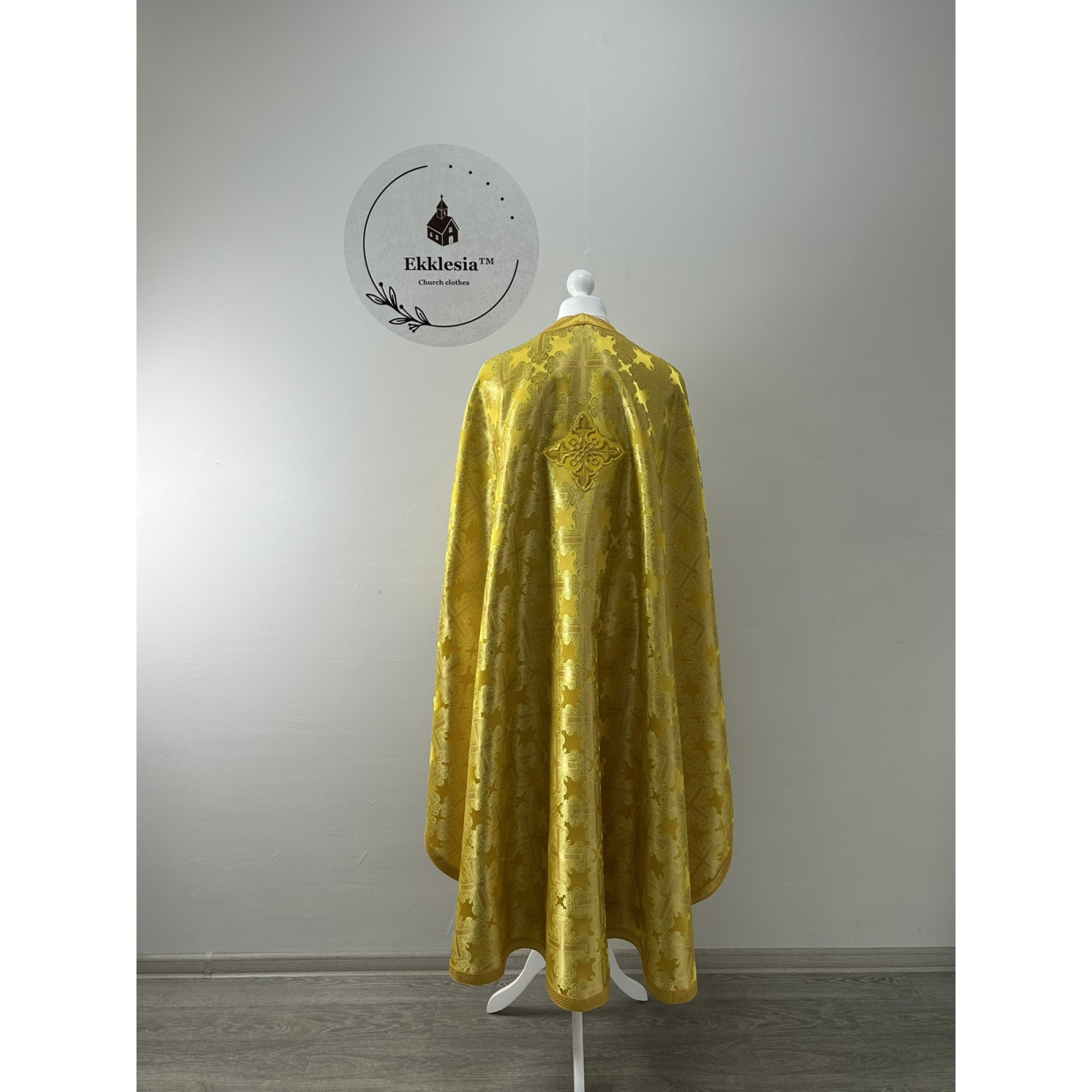 Priest vestment in Turkish silk - Greek style vestment in yellow brocade